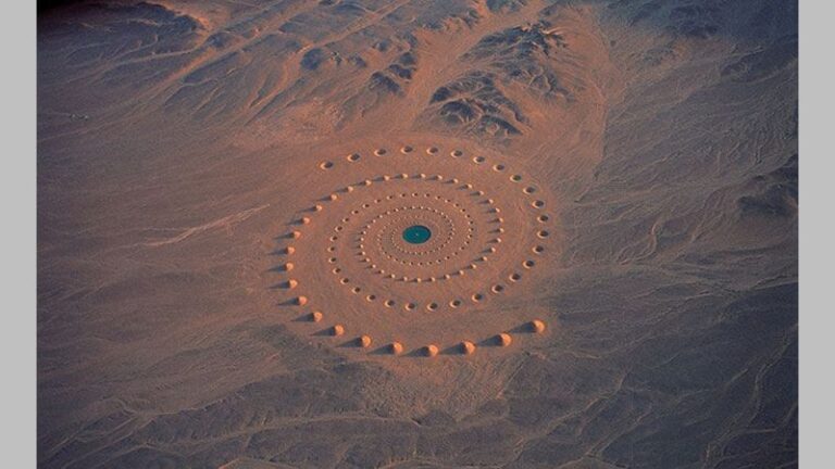 17 Incredibly Cool and Weird Places on Google Earth