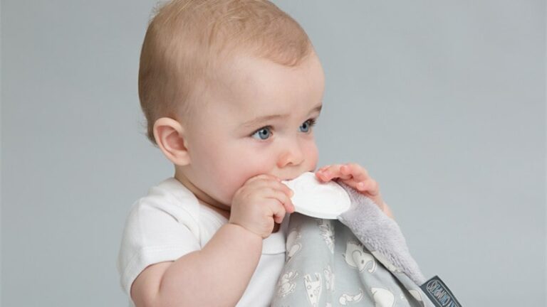 Names That Mean Alone: 36 Ideas for Boys and Girls